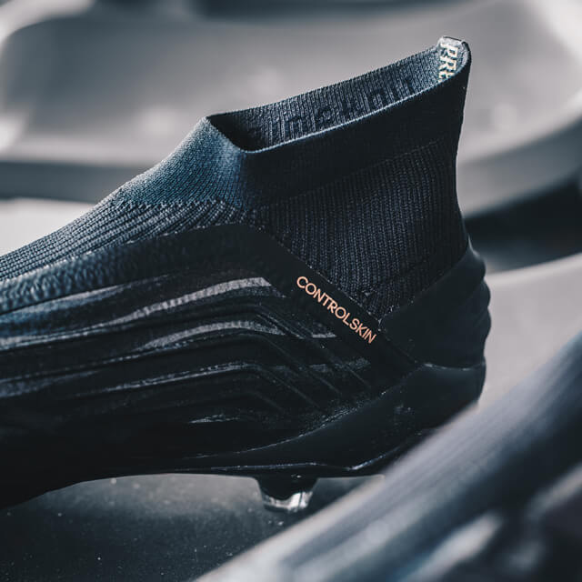 Nieuwe zwarte adidas voetbalschoenen | Schrijf je eigen toekomst met ...